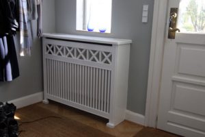 Se billeder af vores Radiatorskjulere og få inspirationRadiatorskjuler